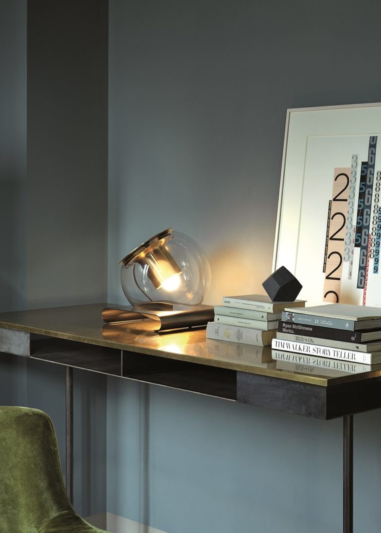 The Globe – Table Lamp – Space Lighting