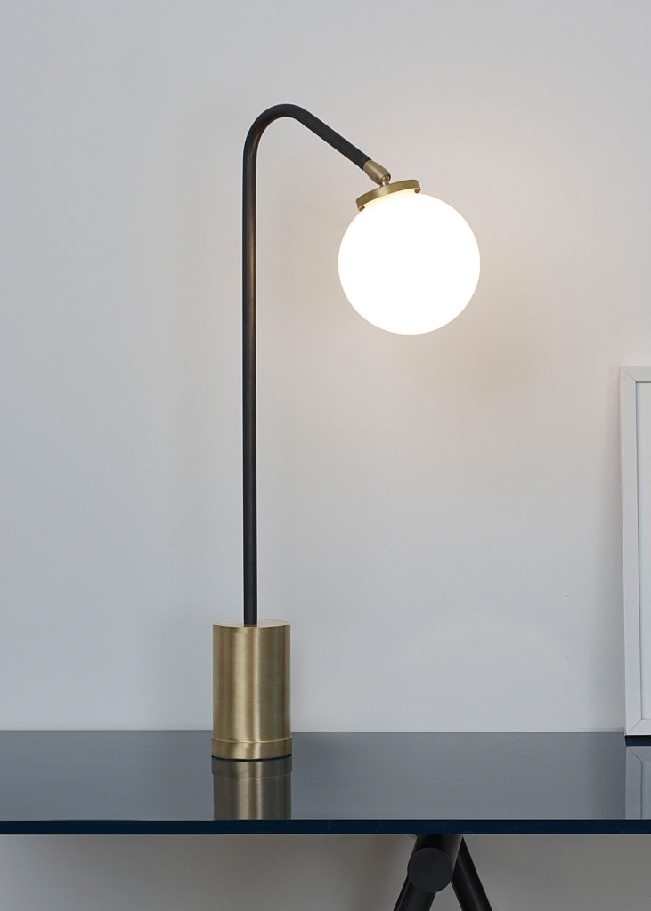 Array Opal – Table Lamp – Space Lighting