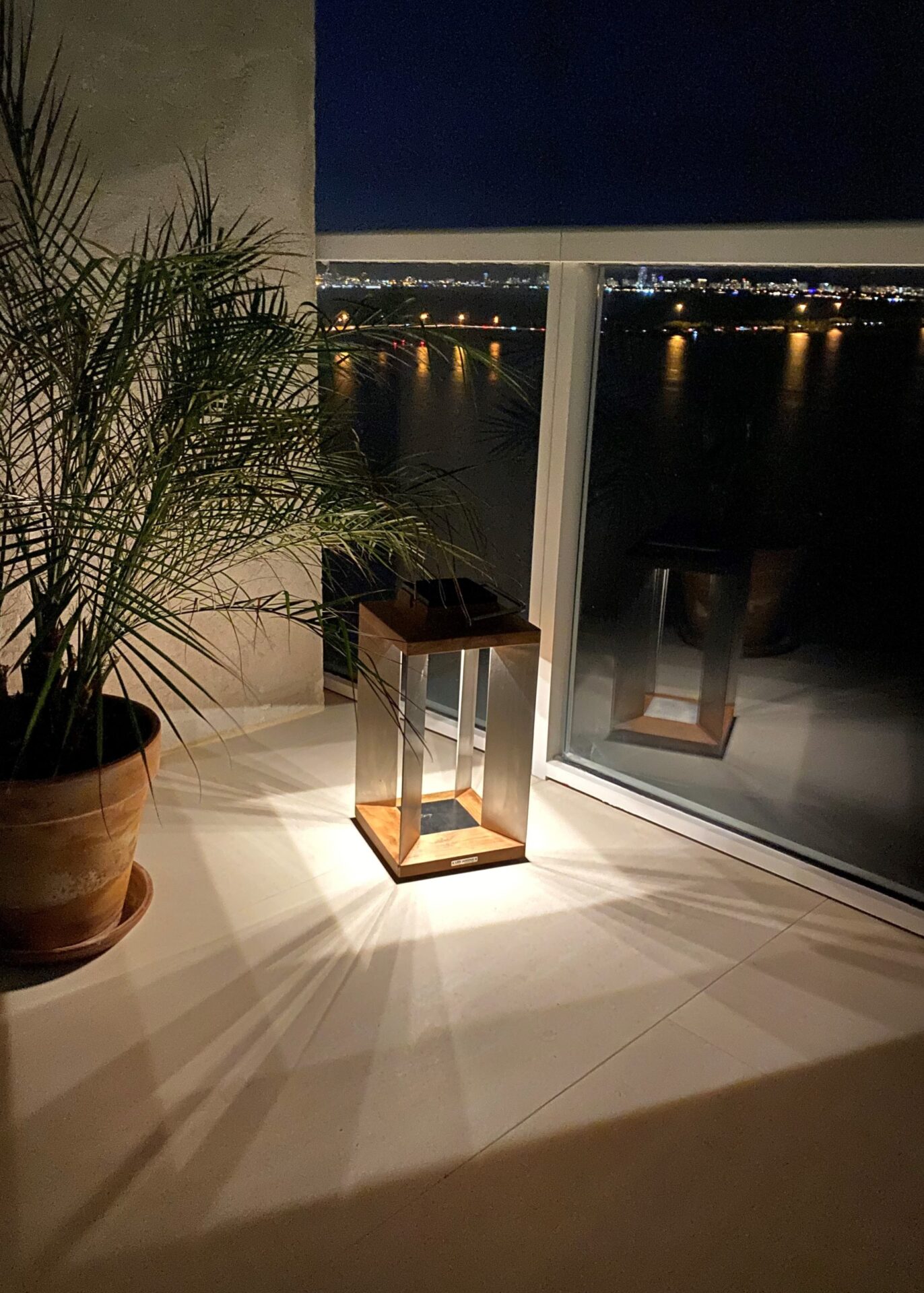 Floor lamp – Space Lighting