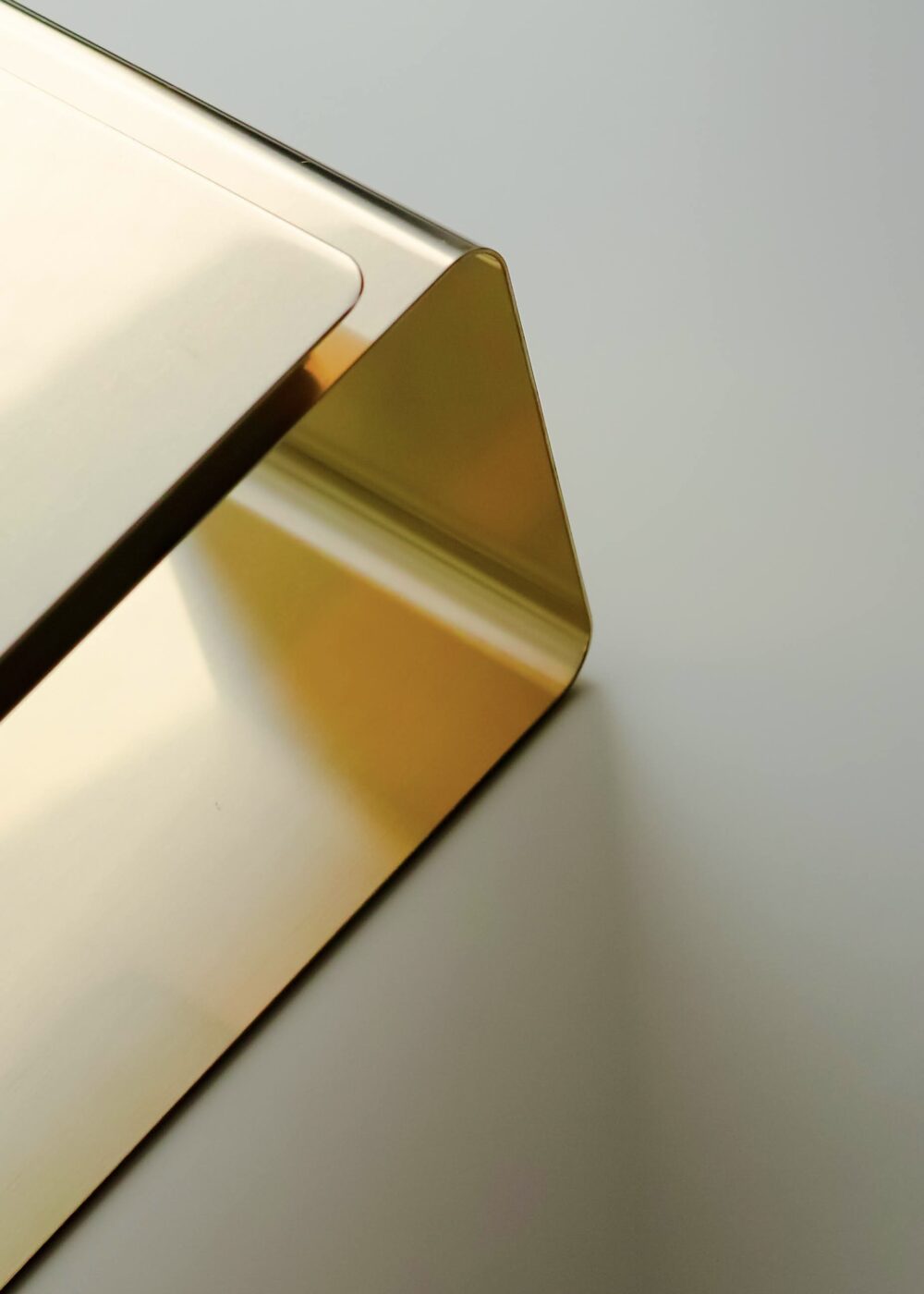 LIGHTSHELF – Table Lamp – Space Lighting