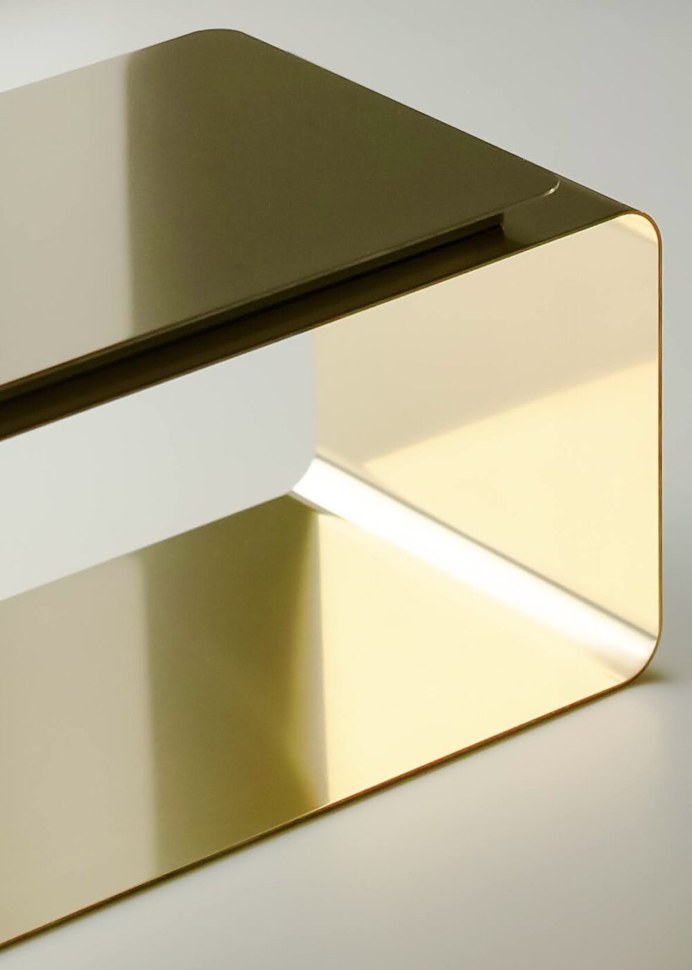 LIGHTSHELF – Table Lamp – Space Lighting